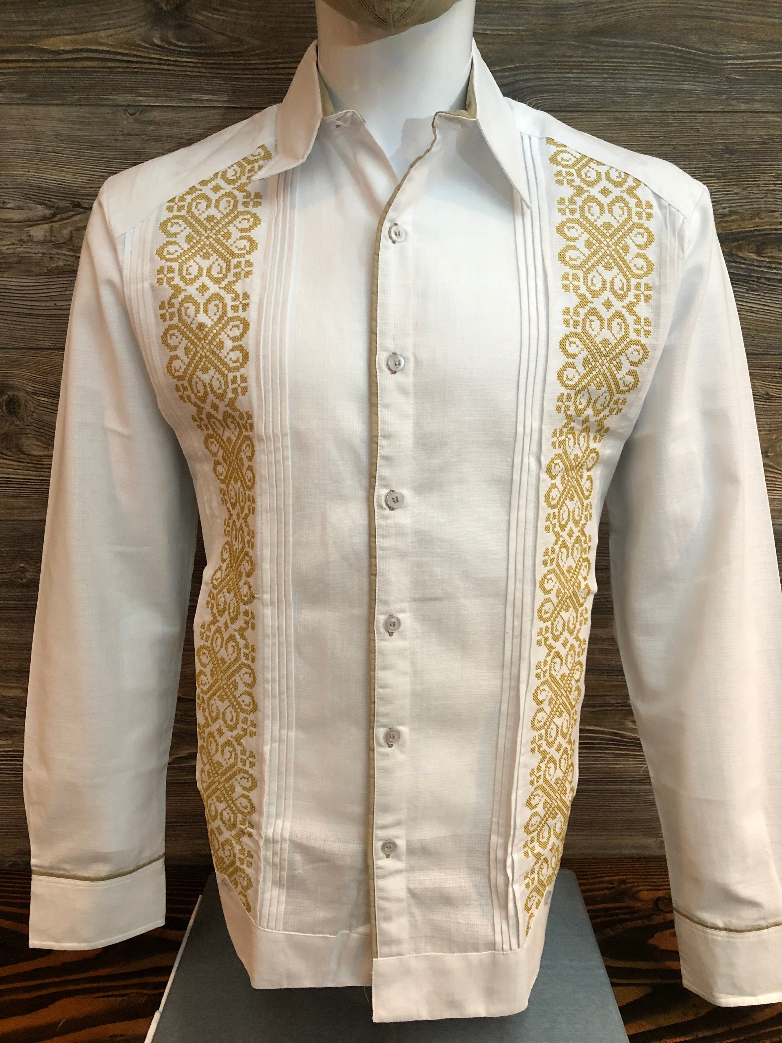 Guayabera Mexican De Lino Doble Punto de Cruz | Guayaberas y Mas Boutique 1749 N. Topeka Wichita ...